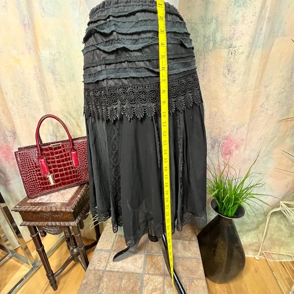 The Pyramid Collection | Skirts | Pyramid Collection Stunning Mixed ...